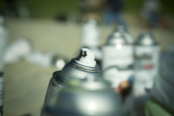 A Guide To Staying Safe With Spray Paint Aerosols