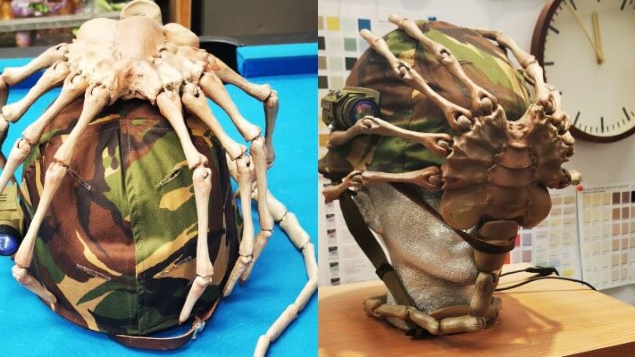 Alien Facehugger Jumping